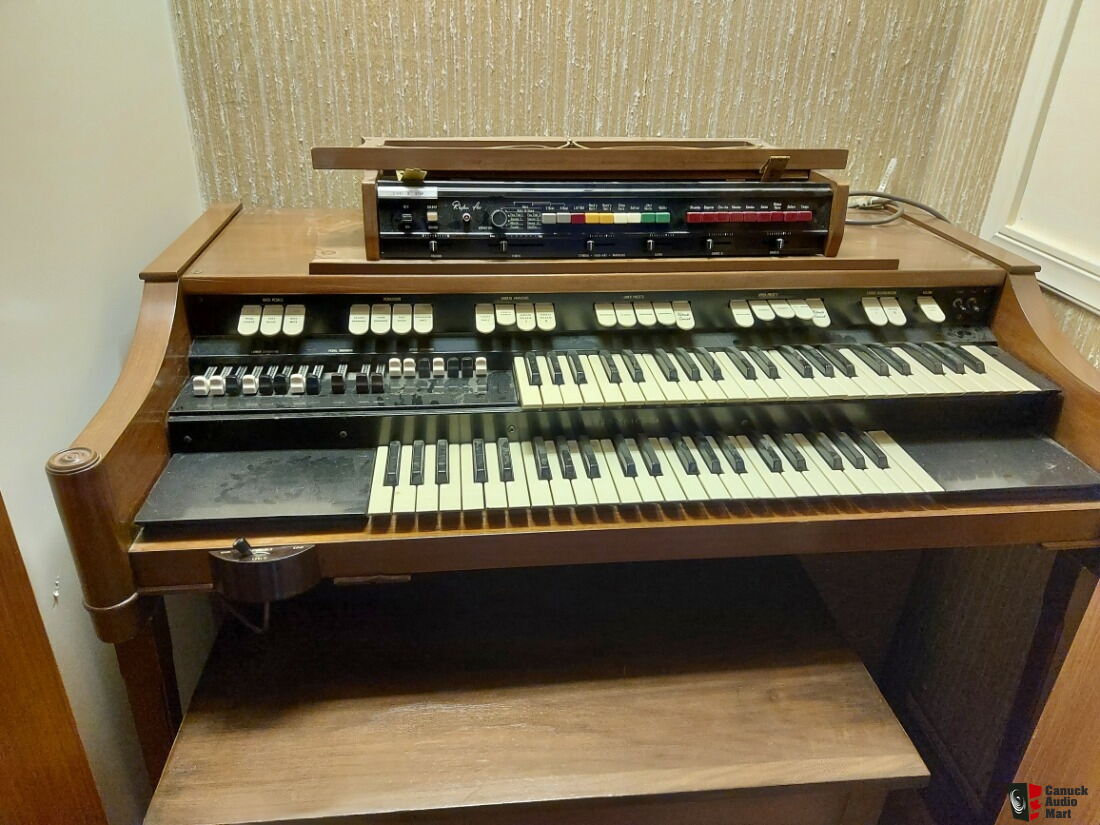 Hammond M100 SERIES ORGAN1968 leslie speaker and more For Sale - Canuck ...