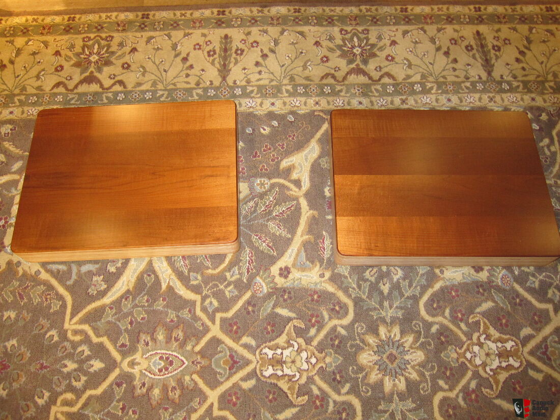 Custom built pair of amplifier stands (stunning) Photo #3233271 ...