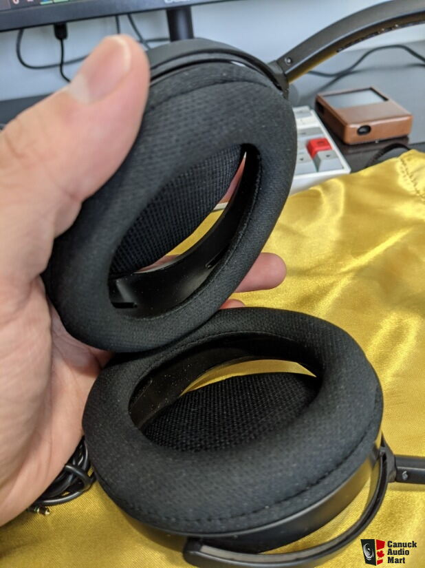 Sony MDR-MA900 *PENDING SALE Photo #3233641 - Canuck Audio Mart