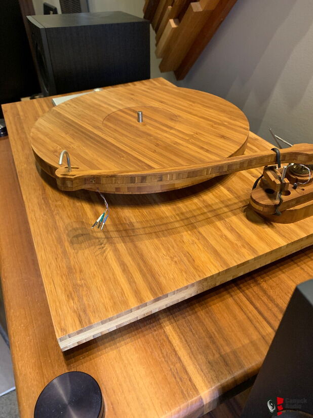 Tri Art Pebbles TA-1 turntable Dealer Ad - Canuck Audio Mart