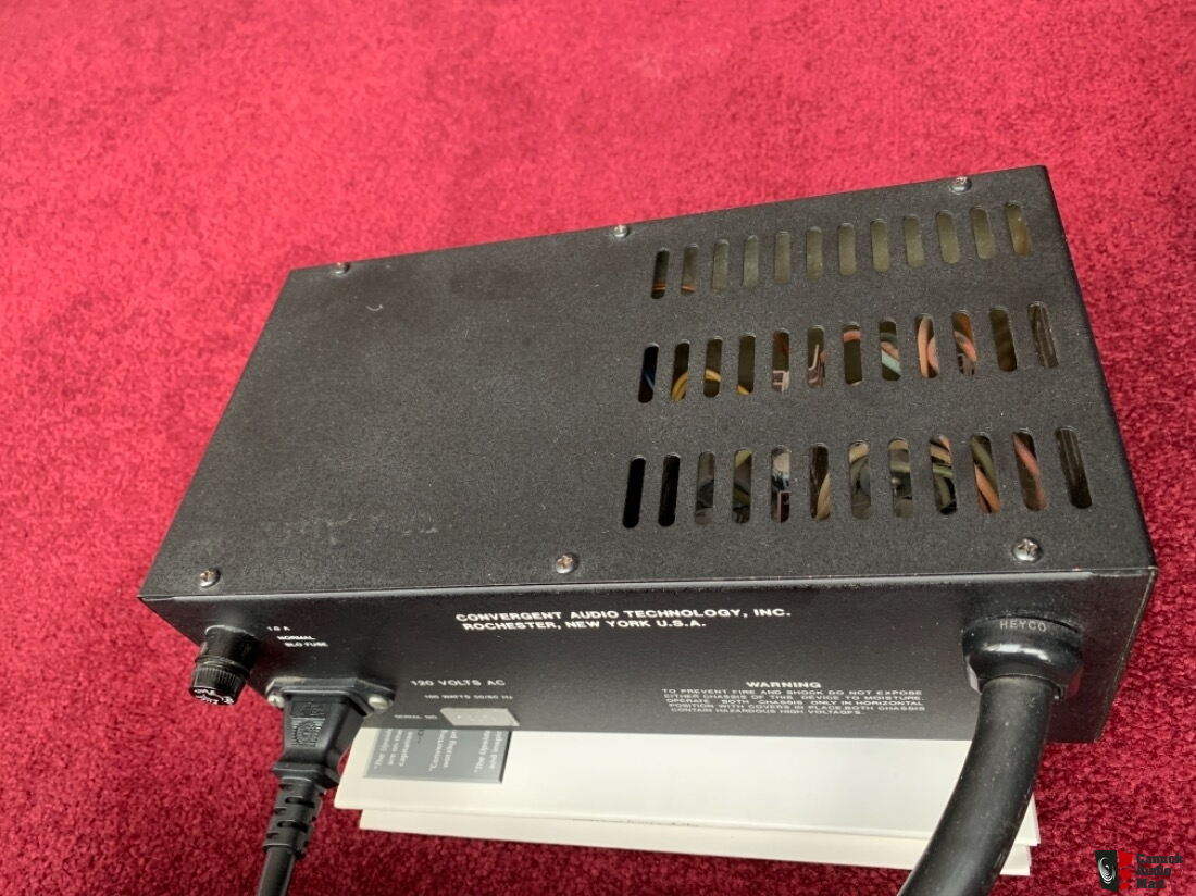 Convergent Audio Technology CAT SL1 Reference Preamplifier Photo ...