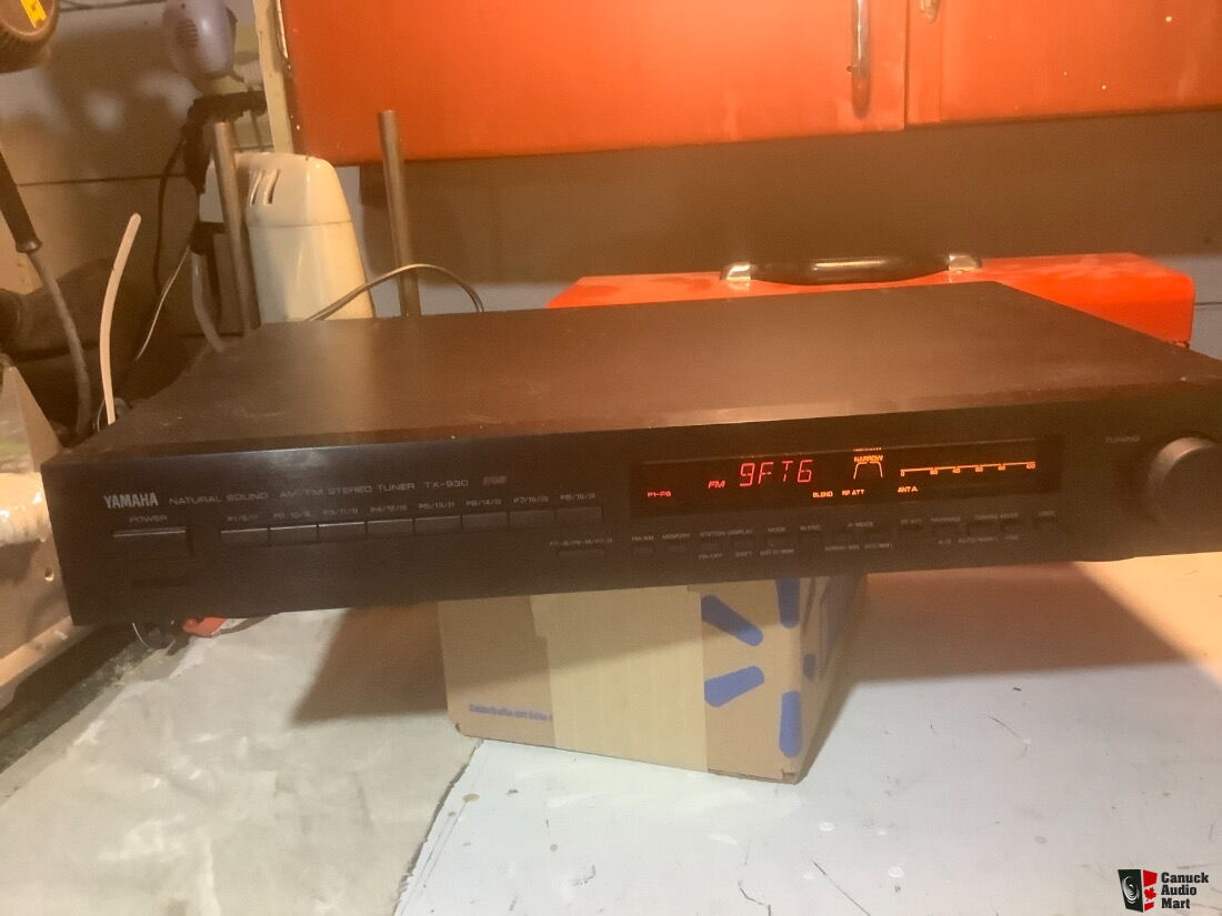Yamaha TX-930 high end AM/FM Tuner Photo #3278770 - Canuck Audio Mart