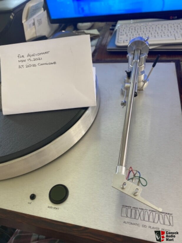 Luxman PD 277 Turntable Photo #3283990 - UK Audio Mart