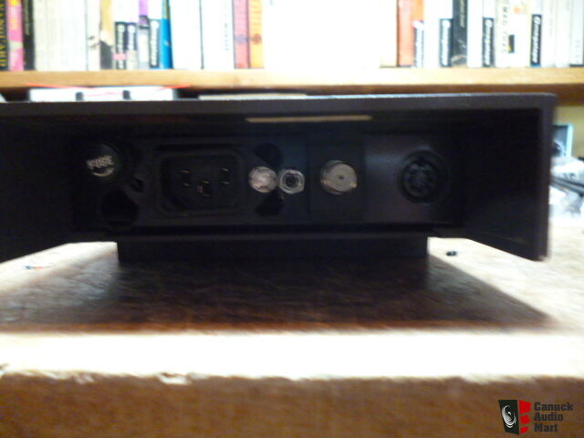 Meridian 104 FM Tuner Photo #3288670 - Canuck Audio Mart