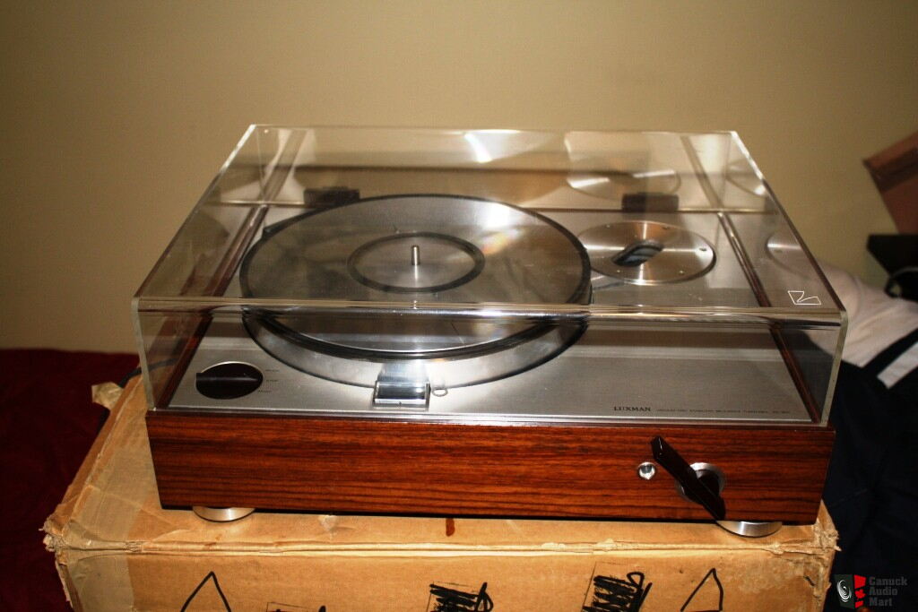 Luxman PD-300 turntable Photo #329070 - Canuck Audio Mart