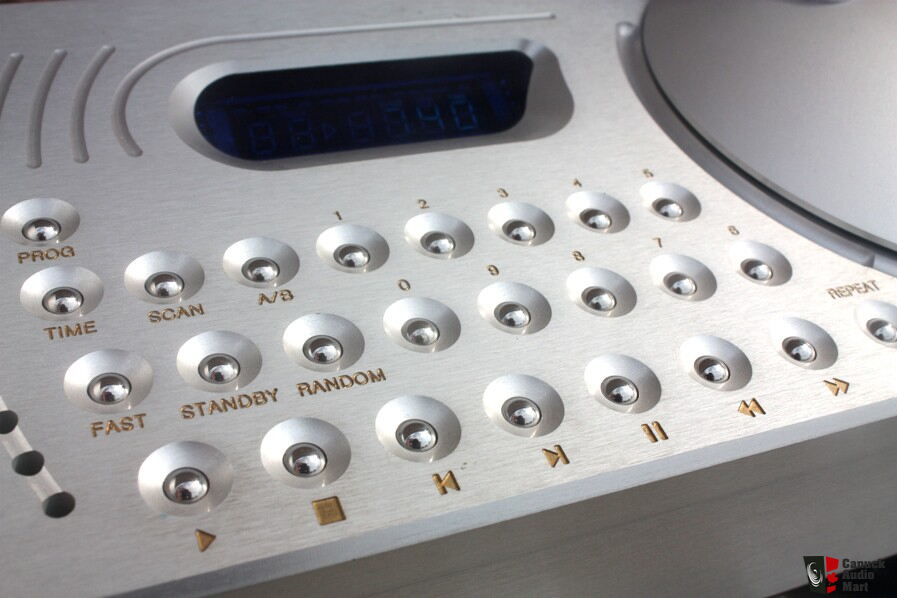 Chord Electronics QBD76 DAC and Chord Electronics Blu cd player Photo ...