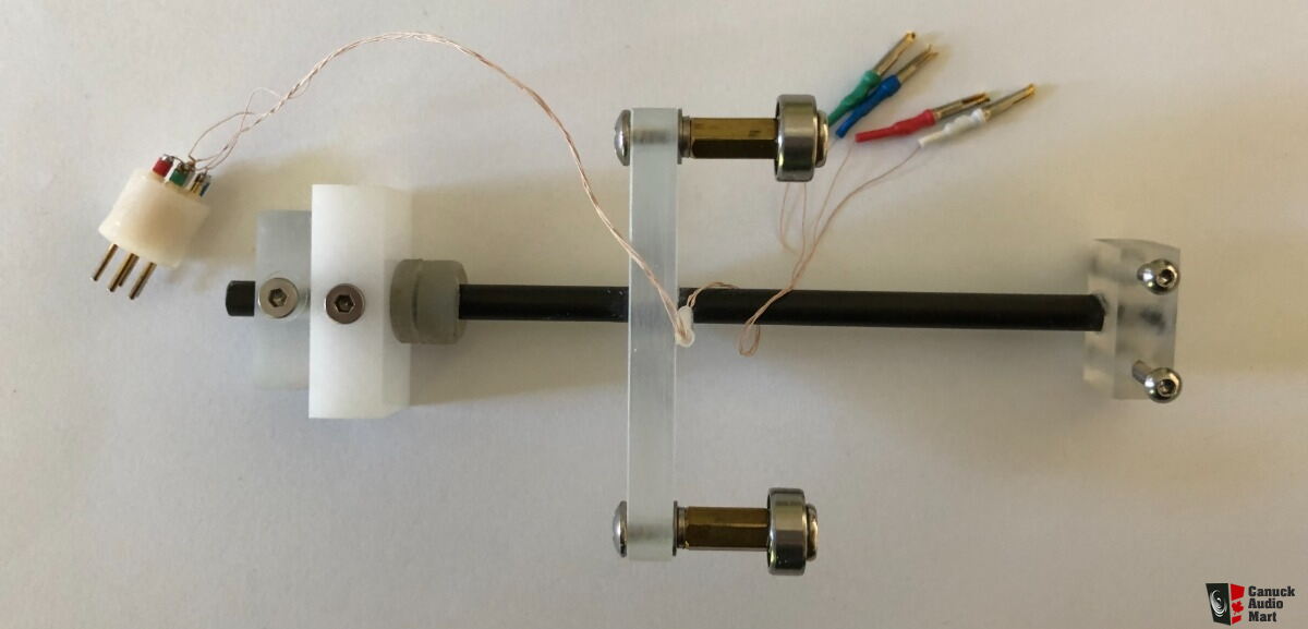 Linear tracking tonearm with Cardas tonearm cable Photo #3330741 ...
