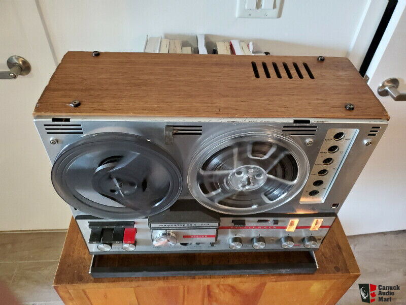 vintage Telefunken Magnetophon 204 MCM reel to reel player Photo ...