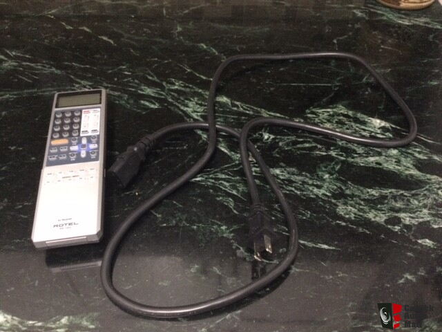 Rotel processor RSP 1069 For Sale - Canuck Audio Mart