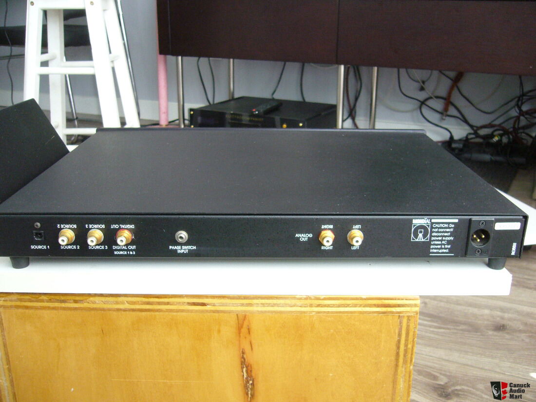 Aragon D2A D/A Convertor with IPS outboard power Supply Photo #3349284 ...