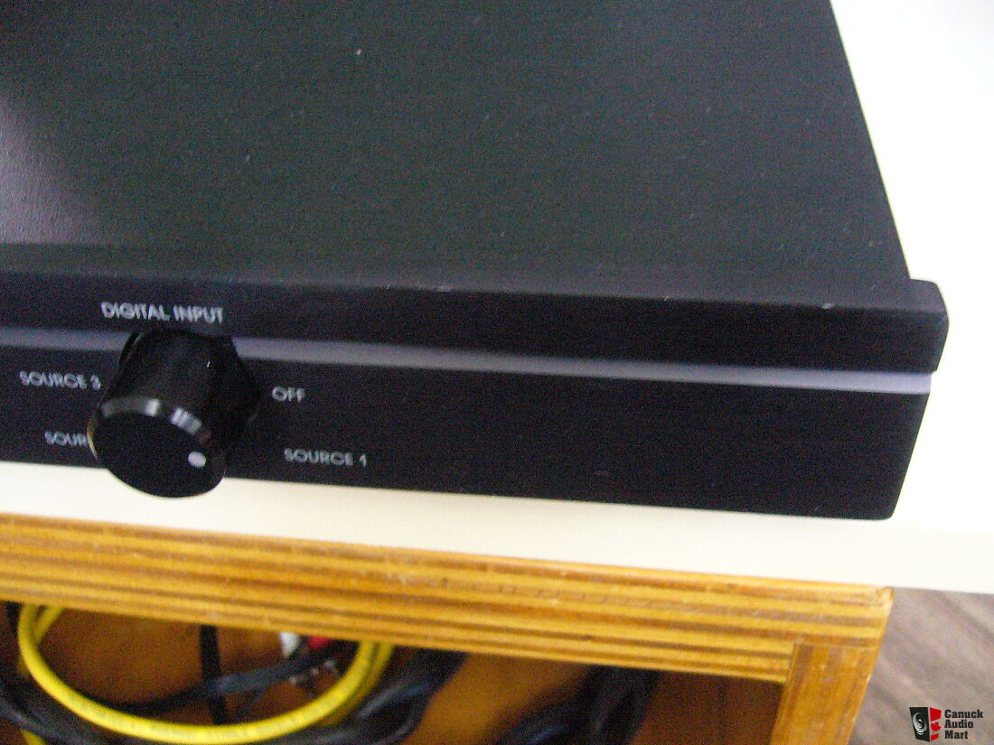 Aragon D2A D/A Convertor with IPS outboard power Supply Photo #3349284 ...