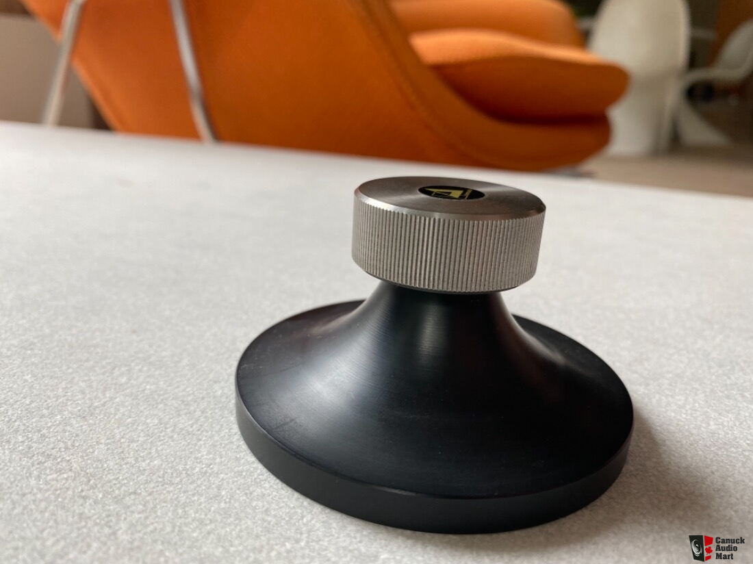 Clearaudio Twister Record Clamp Photo #3350368 - UK Audio Mart