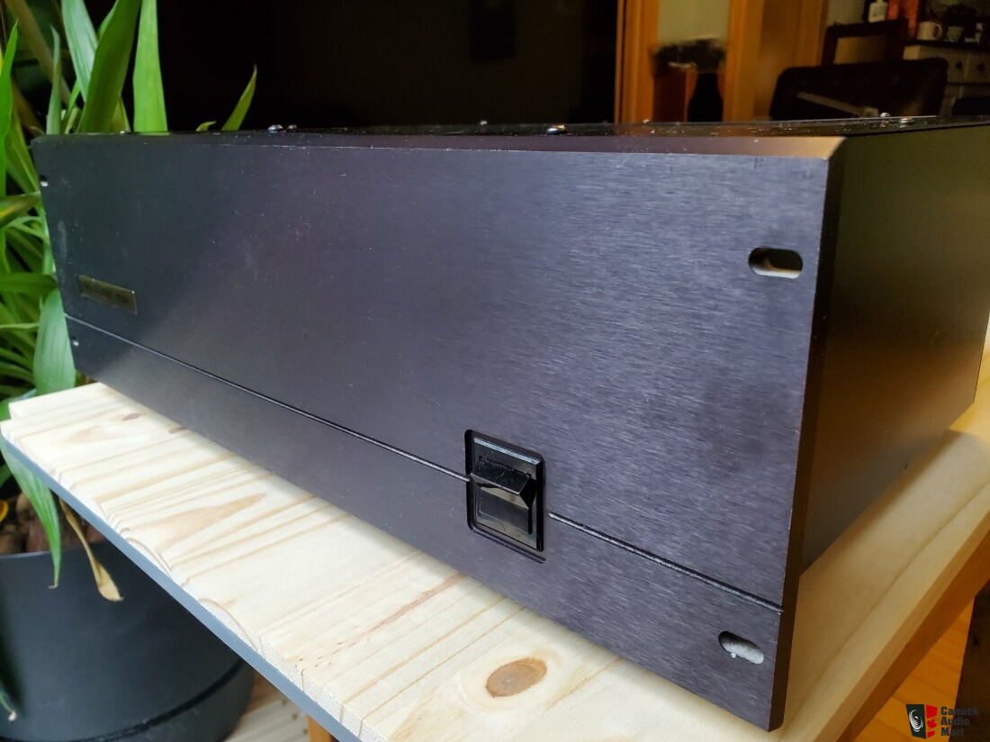 Vintage PS Audio 100c amplifier and PS Audio 5.5 preamp Photo #3353351 ...