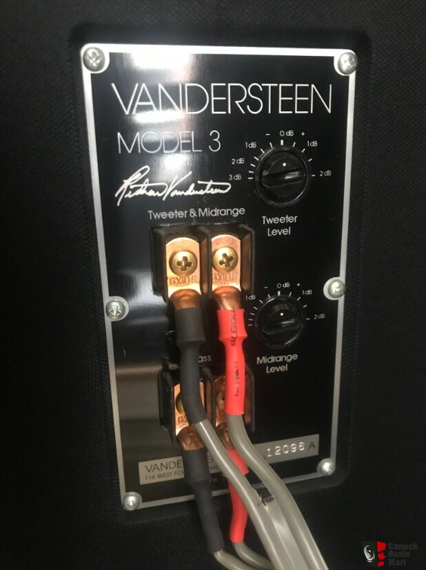 Vandersteen 3A Signature with Stands Photo #3359690 - Canuck Audio Mart