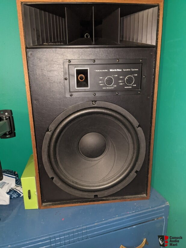 Realistic Mach One 4024 model For Sale - Canuck Audio Mart