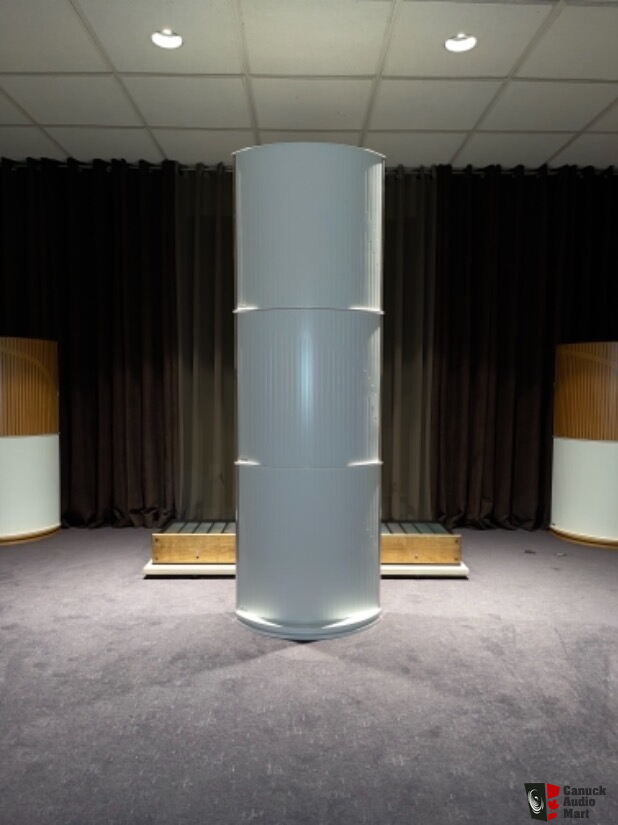 Vicoustic VicTotem ULTRA VMT/ Stealth Dream V10 Photo #3369450 - UK ...