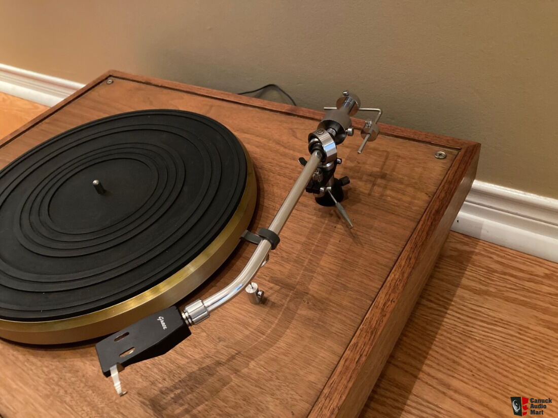 Micro Seiki M-8P vintage idler drive turntable with Grace tonearm Photo ...