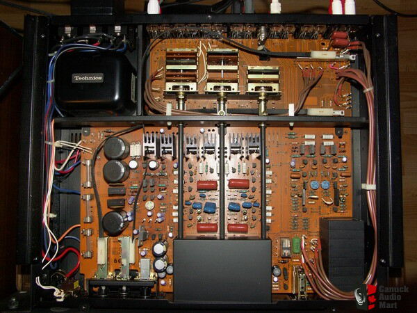 Technics SU-9070 preamp Photo #338028 - Canuck Audio Mart