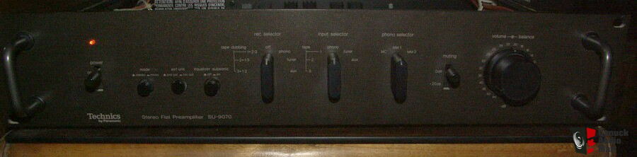 Technics SU-9070 preamp Photo #338028 - Canuck Audio Mart