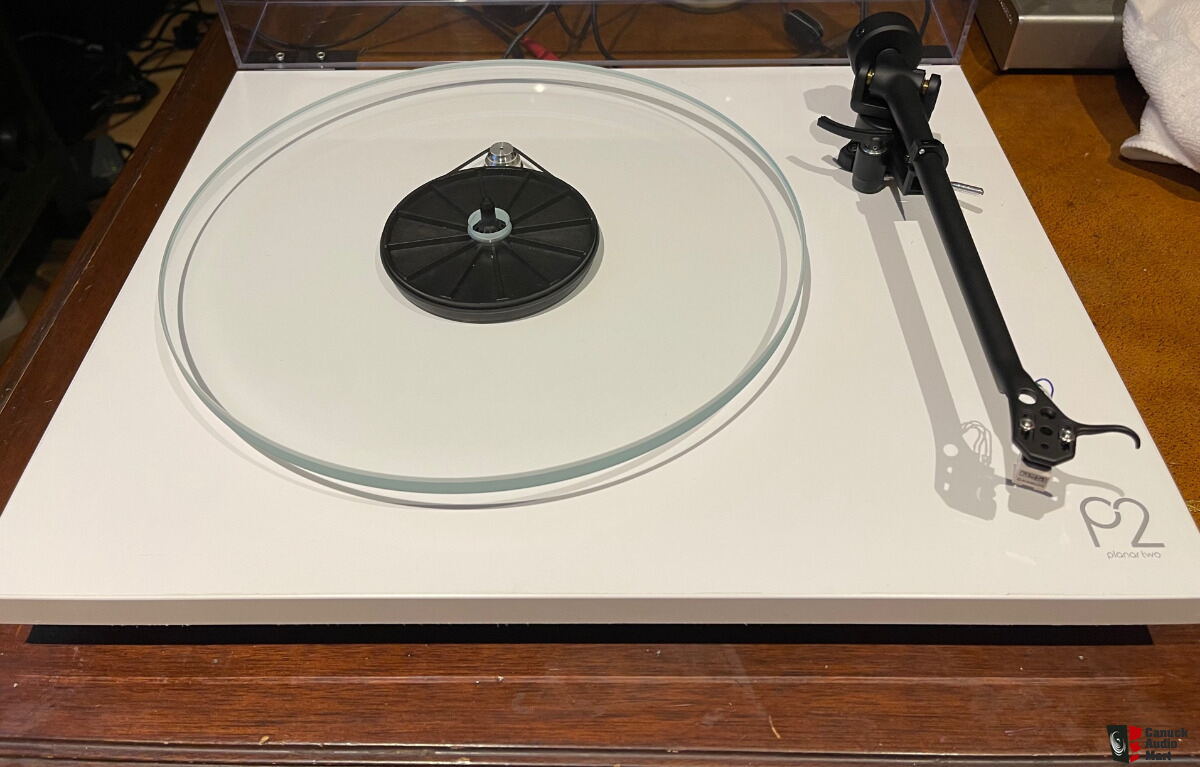 Rega Planar 2 Turntable For Sale - Canuck Audio Mart