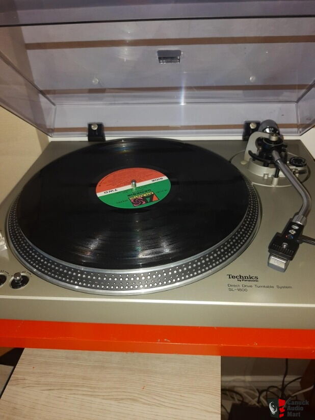 REDUCED- Technics SL-1800 Dealer Ad - Canuck Audio Mart