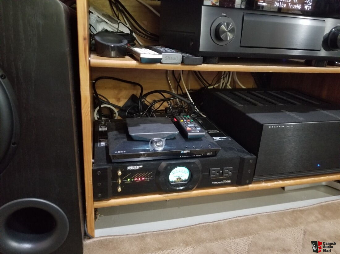 Monster Power Reference Power Center HTS 5000 Home Theatre Power Center ...