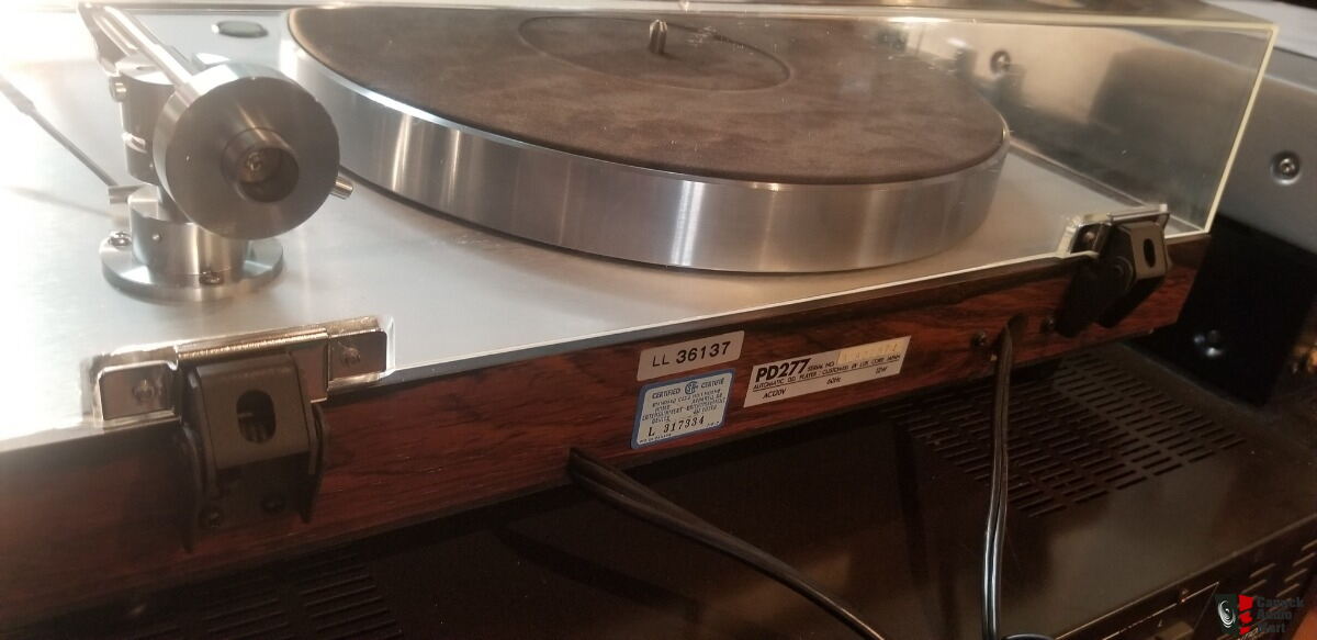 Luxman PD-277 Turntable Photo #3400143 - Canuck Audio Mart
