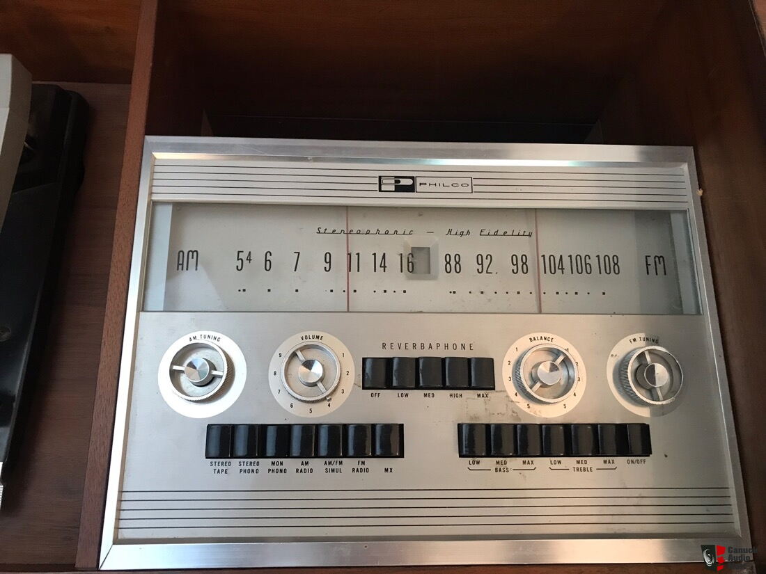 Philco stereo / turntable Photo #3405705 - Canuck Audio Mart