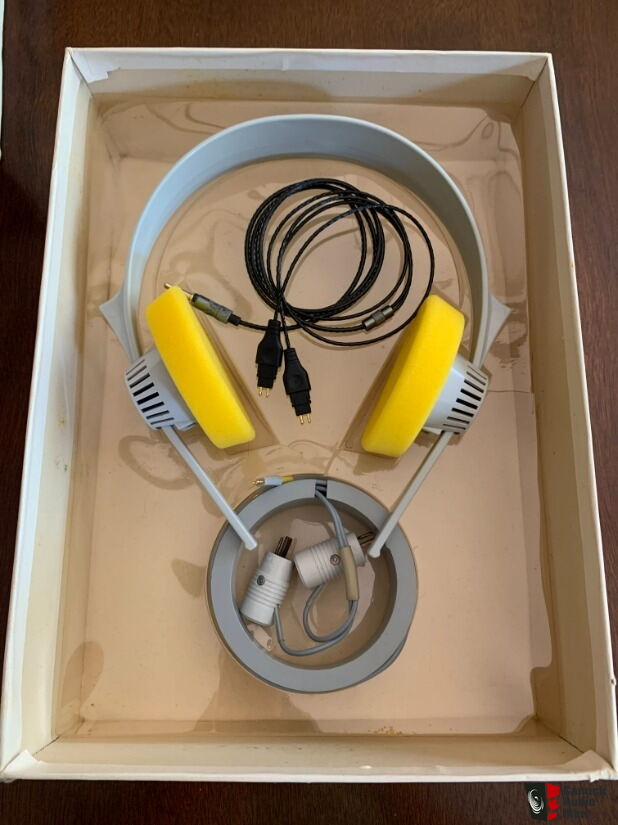 Sennheiser HD414 original 1968 version Photo #3407679 - Canuck Audio Mart