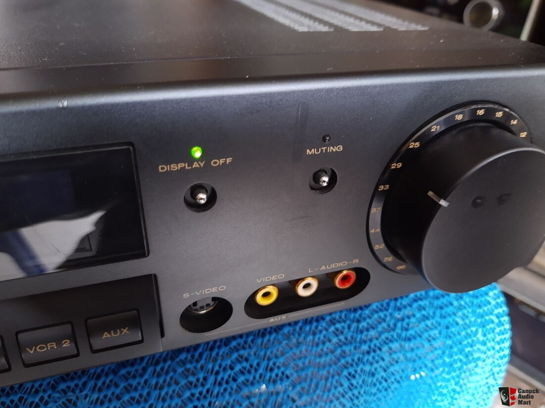Marantz AV500 Pre Amp Photo #3416942 - Canuck Audio Mart