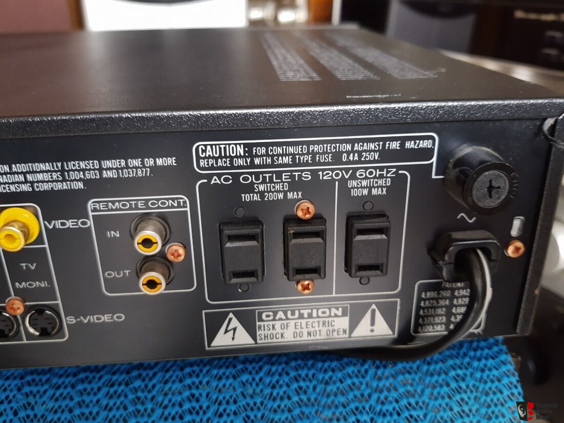 Marantz AV500 Pre Amp Photo #3416942 - Canuck Audio Mart