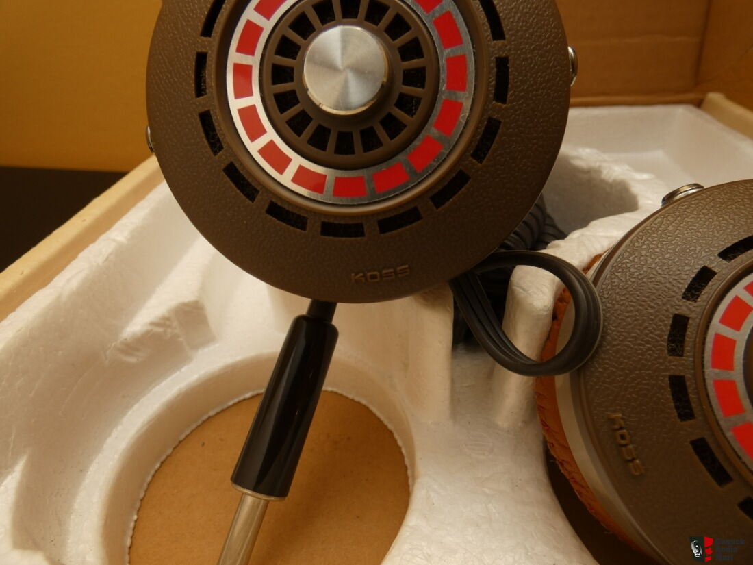 Realistic LV-10 Stereo Headphone(same as Koss HV-1A) Photo #3425137 ...