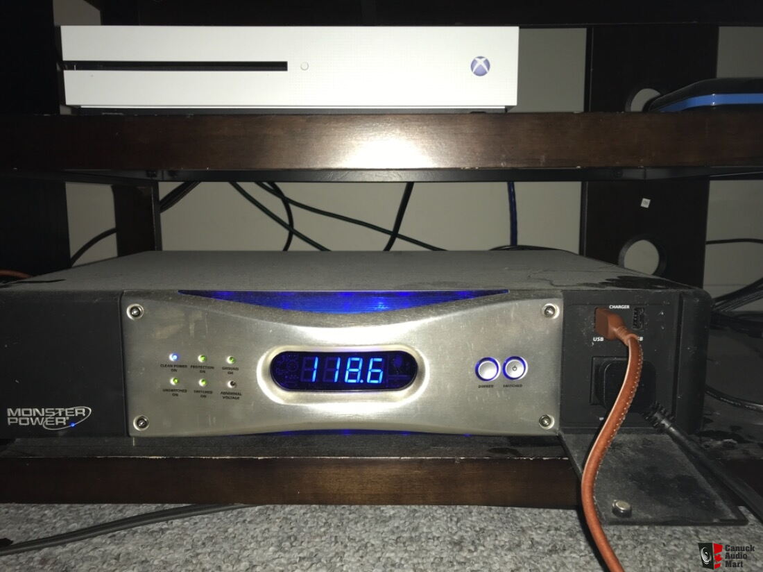 Monster HDP 2500 Power Center Photo #3443156 - Canuck Audio Mart