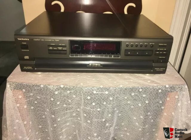 Higher-End 5 Disc CD Changer from Technics w/ Remote SL-PD887 Photo ...