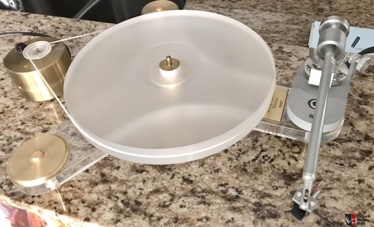 Clearaudio Solution turntable (cartridge priced separately) Photo ...