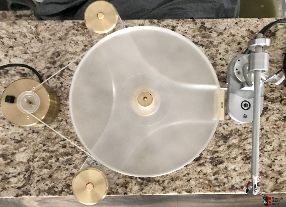 Clearaudio Solution turntable (cartridge priced separately) Photo ...