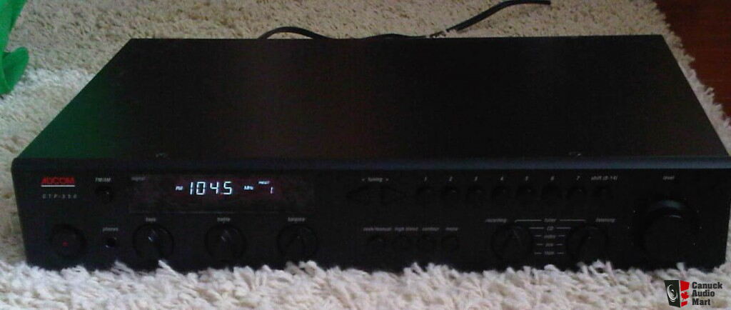 ADCOM GTP350 = Preamp For Sale - Canuck Audio Mart