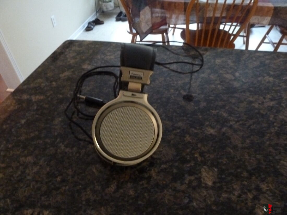 Sansui SS-100 omni-dynamic stereo headphones Photo #3474813 - Canuck ...