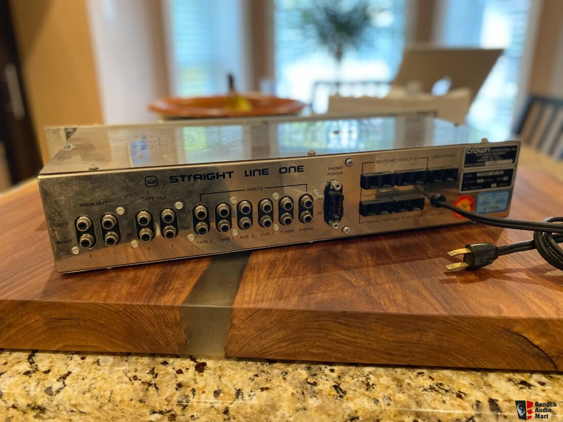 Crown (Amcron) Pre-amp with Phono Preamplifier Photo #3501964 - US ...