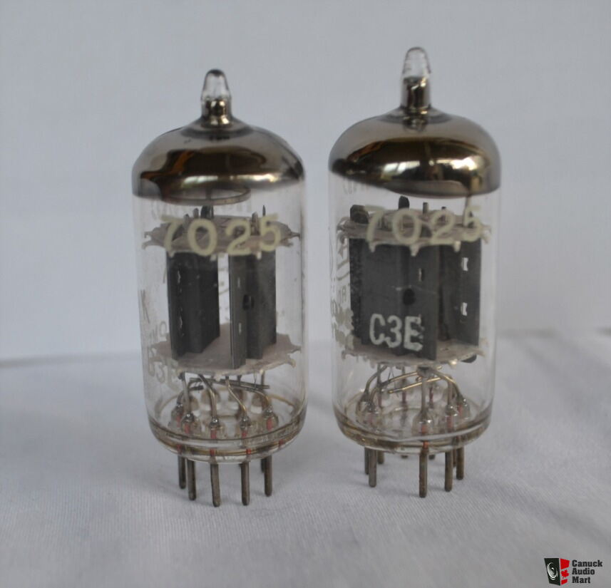 Matching pair 7025 (12ax7 / ecc83) Amperex, Electrohome tubes, made in ...