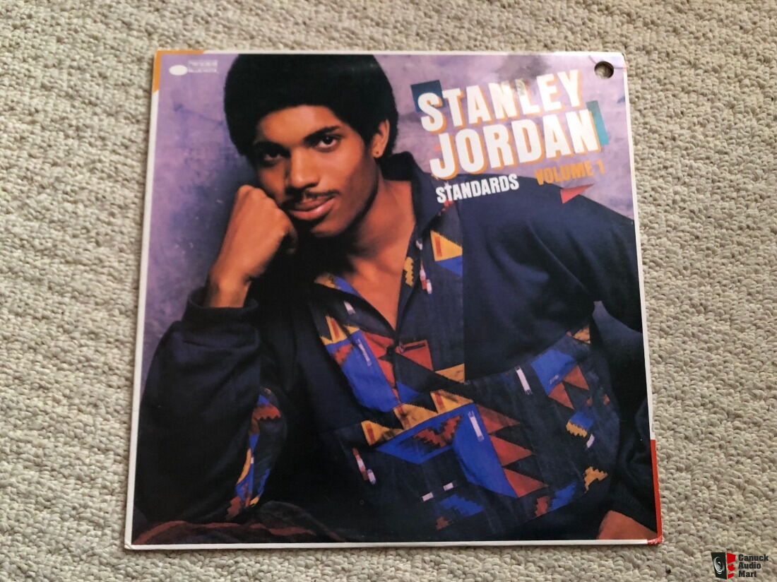 Stanley Jordan - Standards Vol 1 Photo #3520876 - US Audio Mart