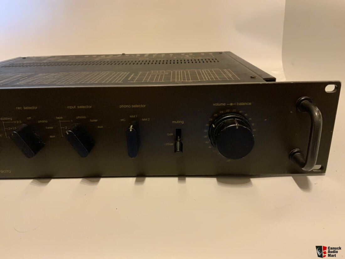 Vintage Technics SU-9070 Stereo Flat Pre-amplifier Photo #3536761 - UK ...