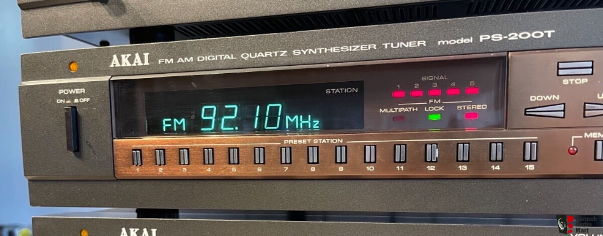 1980 AKAI TUNER PS-200T Digital Quartz Tuner Fully loaded model Photo ...