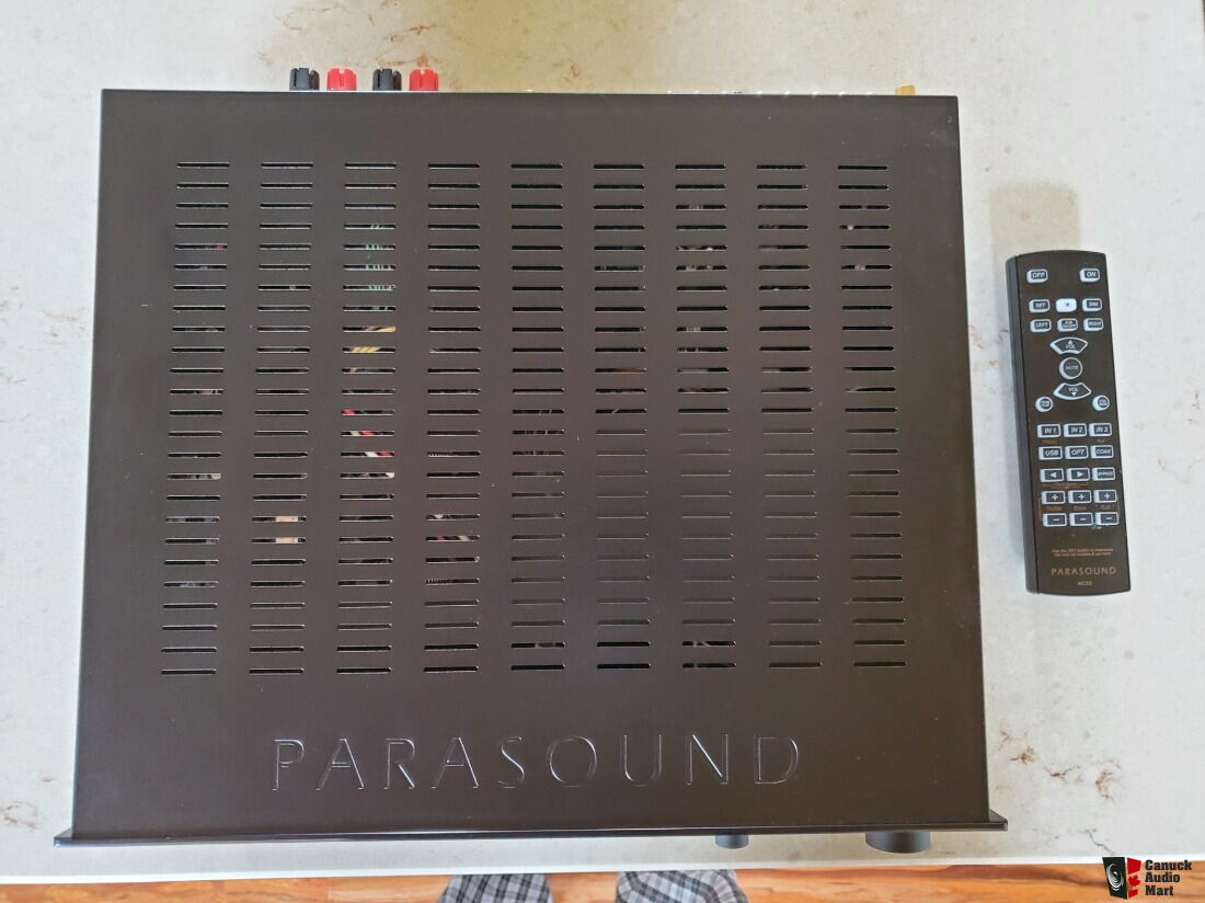 Parasound 200 Integrated Photo #3550436 - Canuck Audio Mart