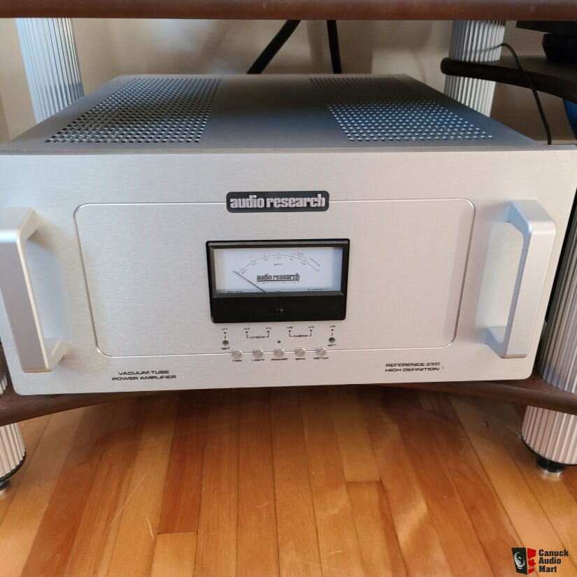 Audio Research REF250 Mono Amp Photo #3560062 - Canuck Audio Mart