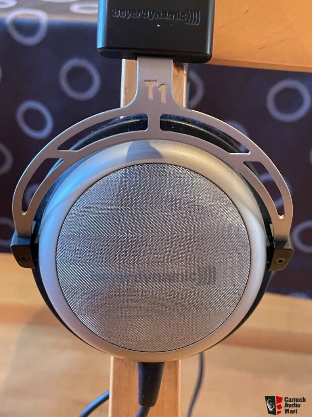 Beyerdynamic Tesla T1 (1st gen.) - headphones Photo #3560446 - Canuck ...
