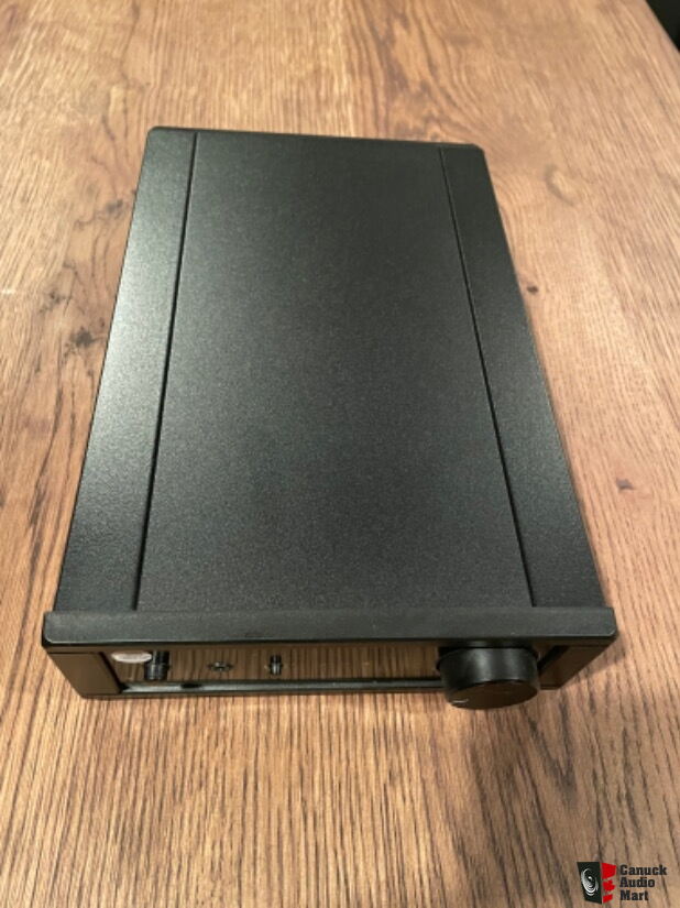 Rega IO For Sale - Canuck Audio Mart