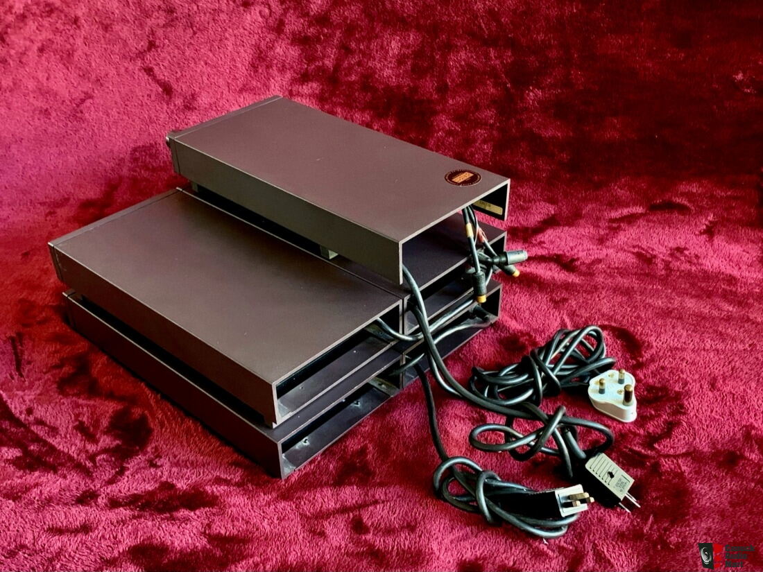 Meridian 100 series combo II Pre + Mono blocks power 240V European ...