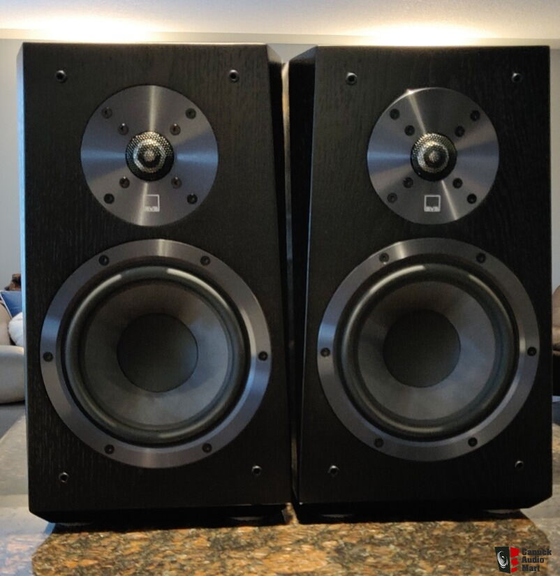 SVS Ultra Bookshelf Photo #3576293 - Canuck Audio Mart