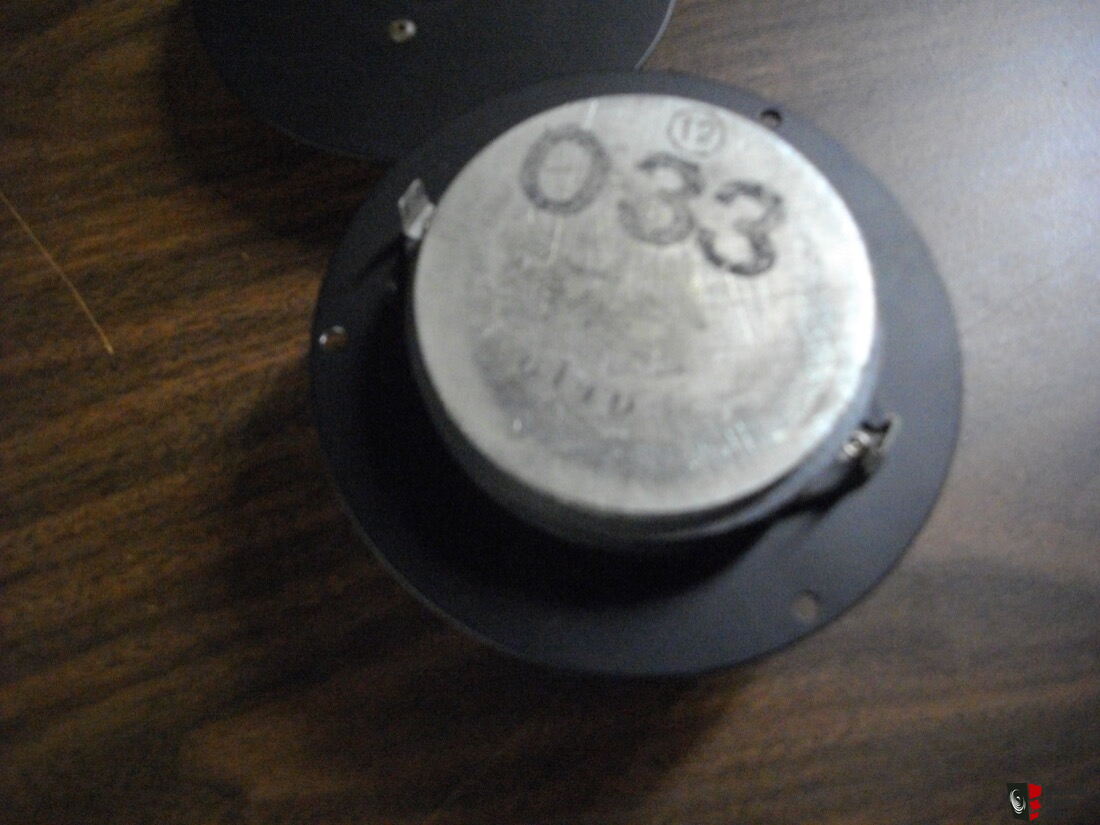 Jbl 033 tweeters used in the L40, L110 and L150 ...Sale Pending Photo ...